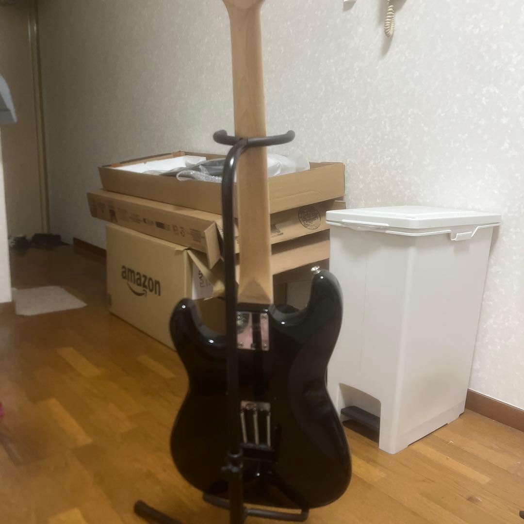 squier by fender ストラトキャスター