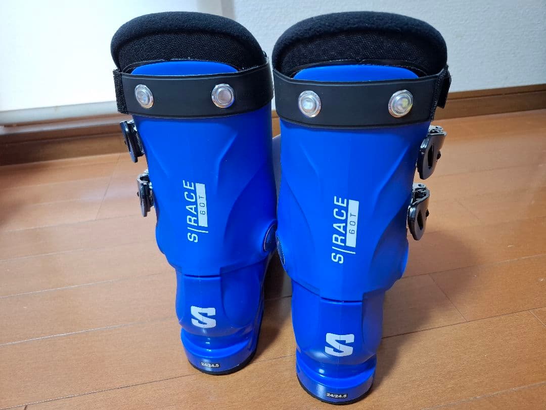 新品　スキーブーツジュニアSALOMON S/RACE60T　24/24.5