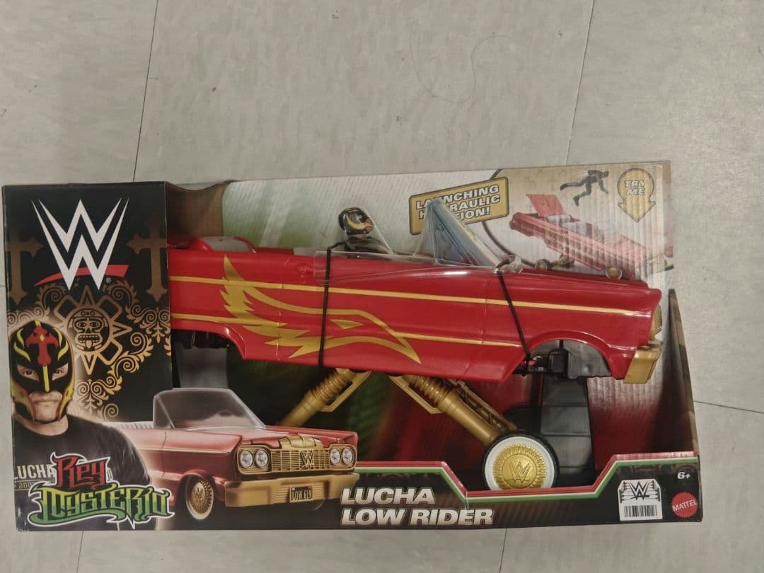 WWE Lucha Low Rider レイ・ミステリオ　フィギュア
