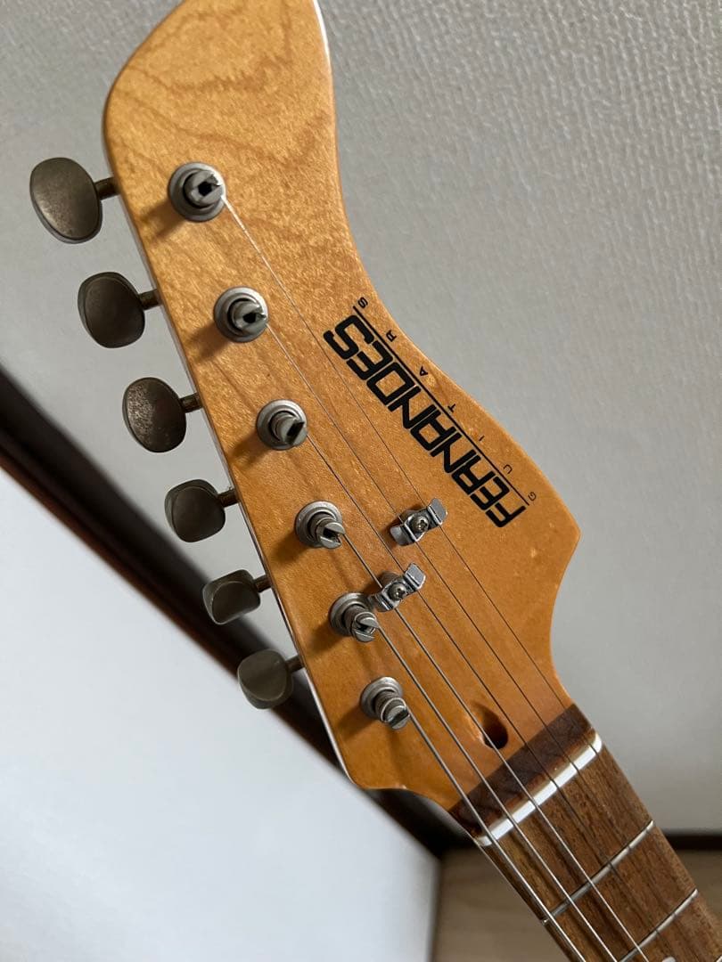 FERNANDES LE-1Z ストラトキャスタータイプ