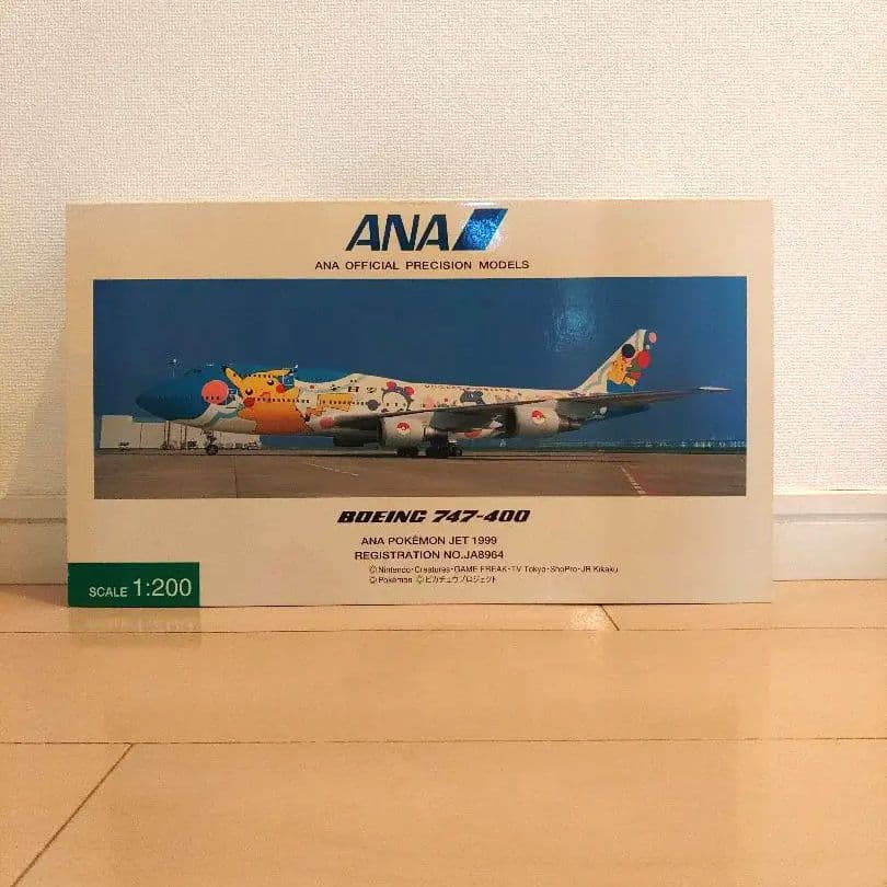 ANA JA8956お花ジャンボ・JA8964ポケモンジェット モデルプレーン
