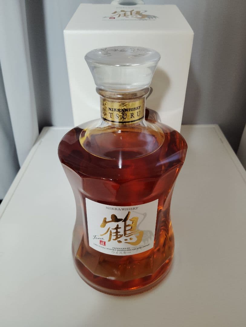 最終値下げ　蒸溜所限定　NIKKA WHISKY 鶴 700ml