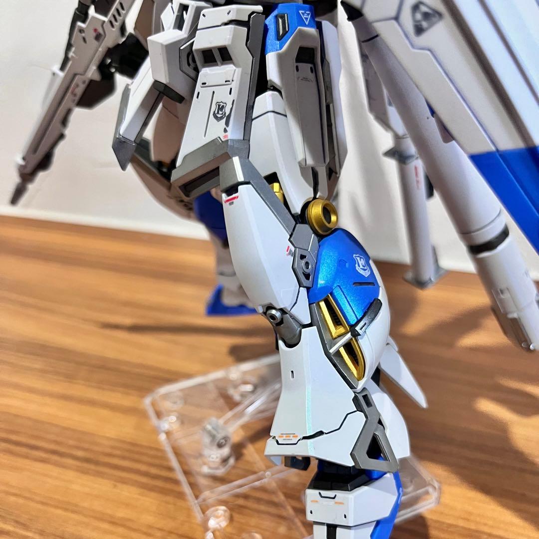 RG Hi-νガンダム ハイニューガンダム　全塗装　完成品