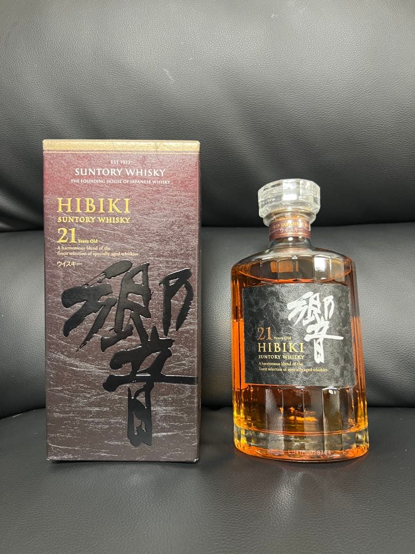新品未開栓 SUNTORY 響 21年 700ml ウイスキー
