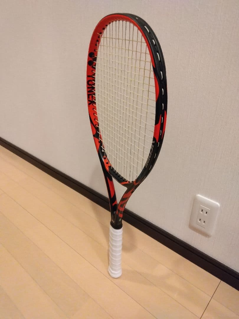 新品同様！YONEX VCORE Tour F 硬式用テニスラケット