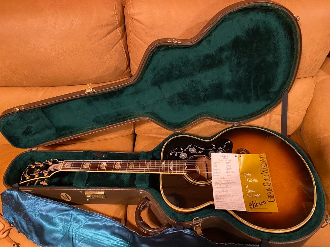 世界に36本だけのGIBSON J200 KOA MONTANA SPECIAL