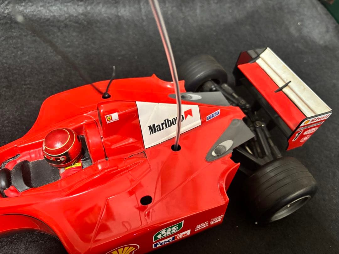 タミヤ 1/10 フェラーリ　F2001 ラジコン