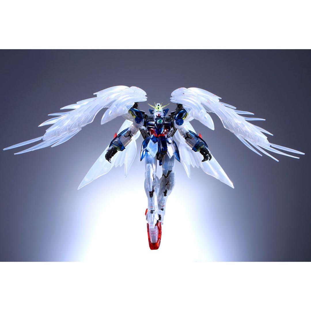 RG 1/144ガンダムベース限定 ウイングガンダムゼロ EW [クリアカラー]