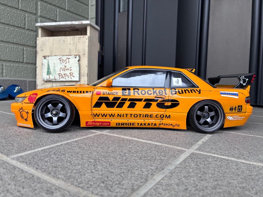 アディクション　rocket bunny s13