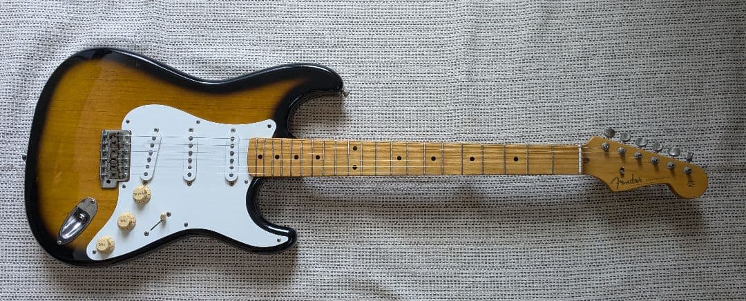 いぬどしFender Japan Stratocaster ST57-TX