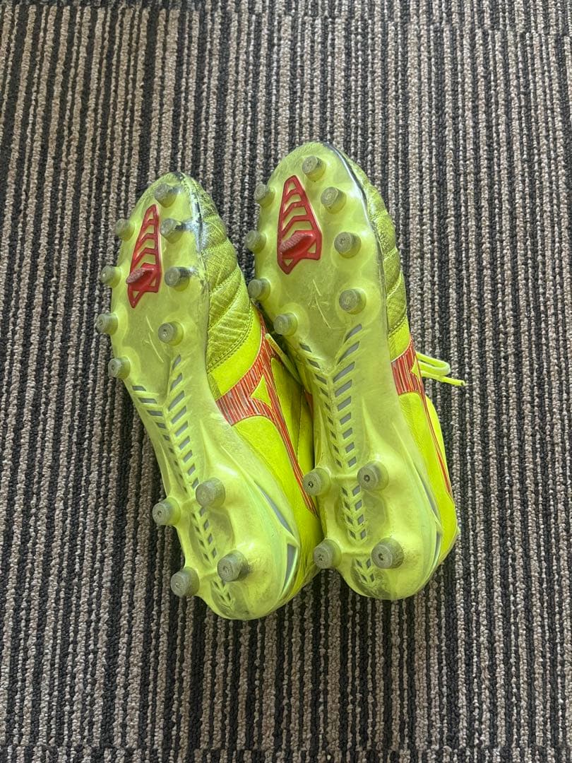 Mizuno モレリア NEO JAPANサッカーシューズ イエロー スパイク