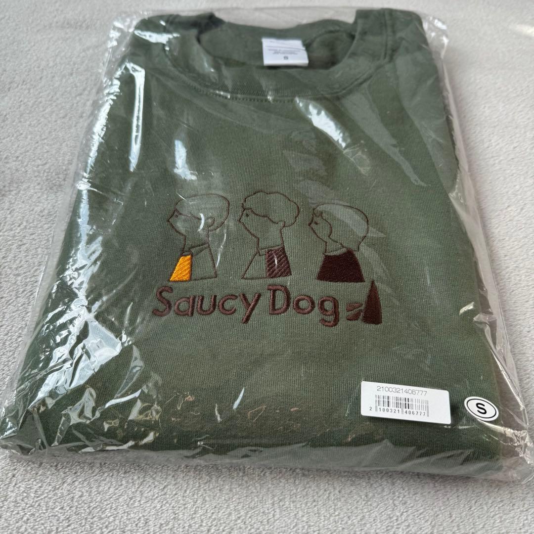 Saucy Dog メンバーモチーフ刺繍スウェット カーキ S