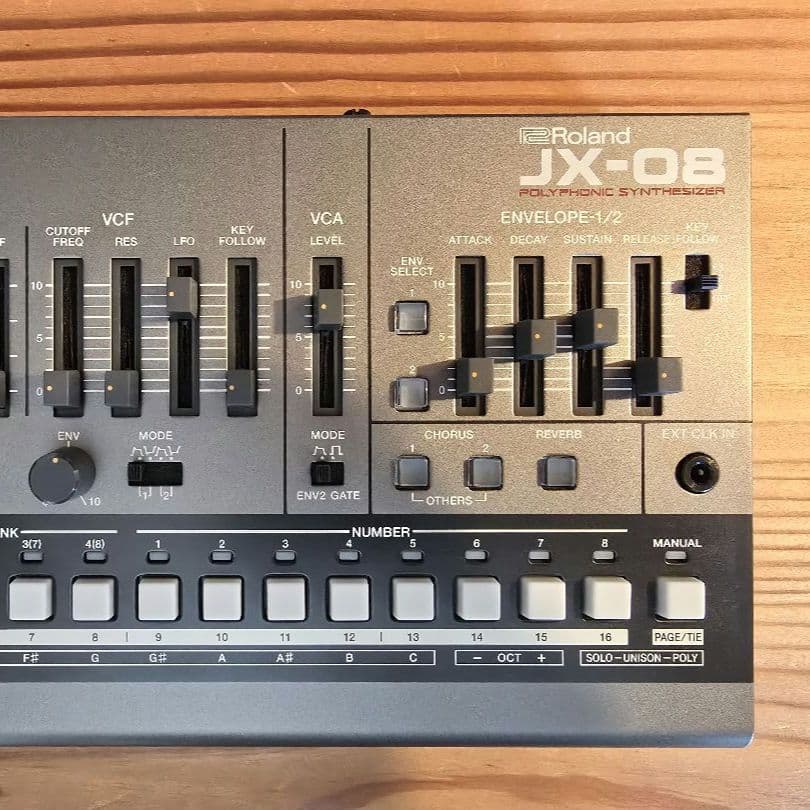 ローランド Roland Boutique JX-08