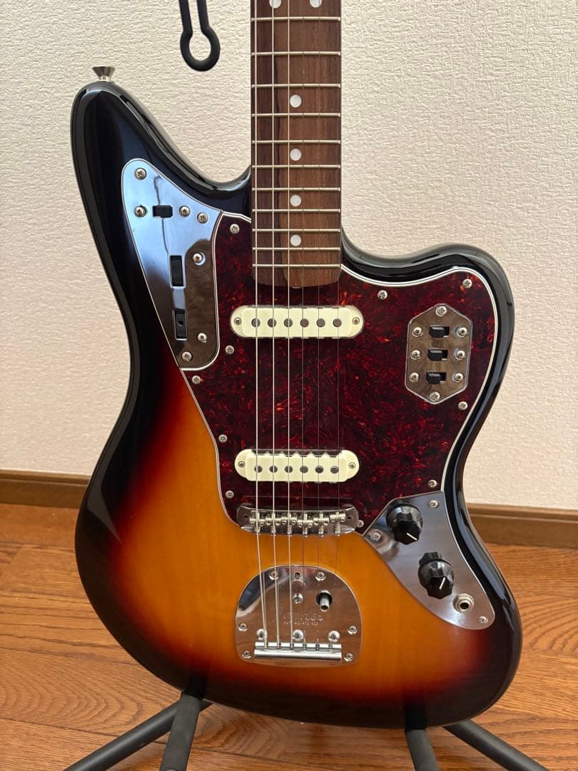ギター Fender JAGUAR