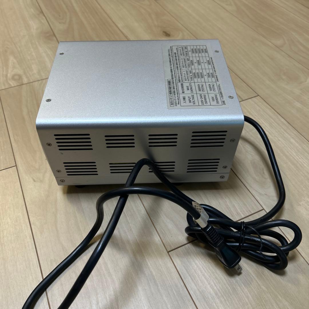 カシムラKashimura TTS-119C 国内海外電圧切替変圧器　3000W
