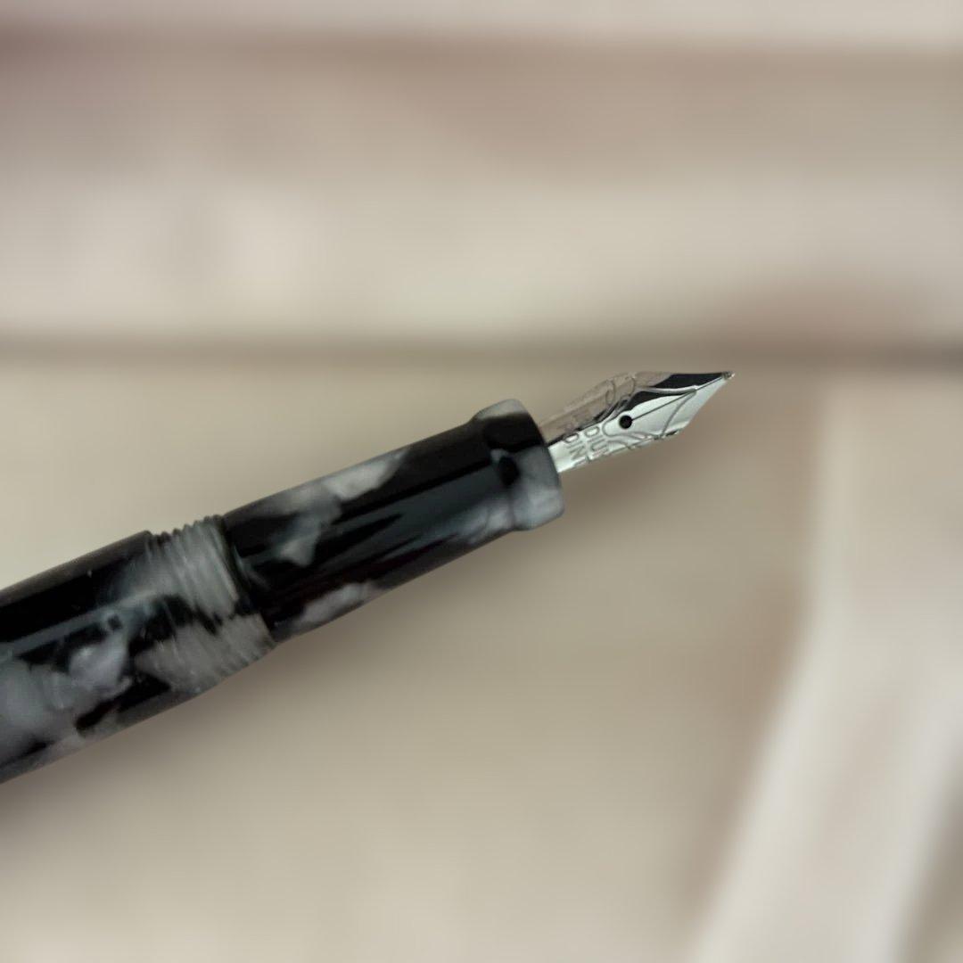 コンクリン　Conklin 万年筆　新品未使用　シンメトリックグラナイト