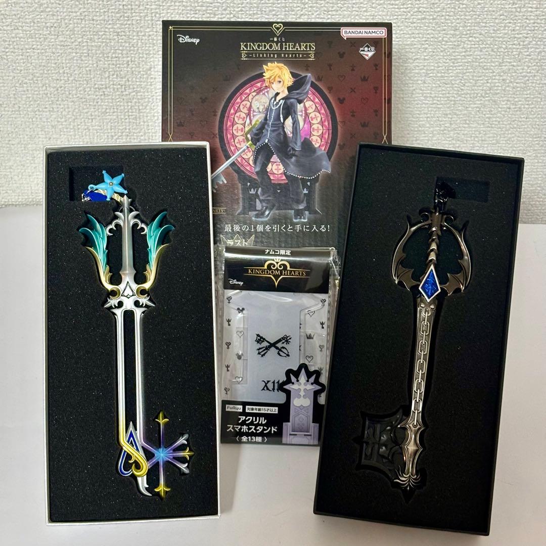 4個セット　ロクサス ラストワン賞　限定スマホスタンド　宿泊者特典ルームキー