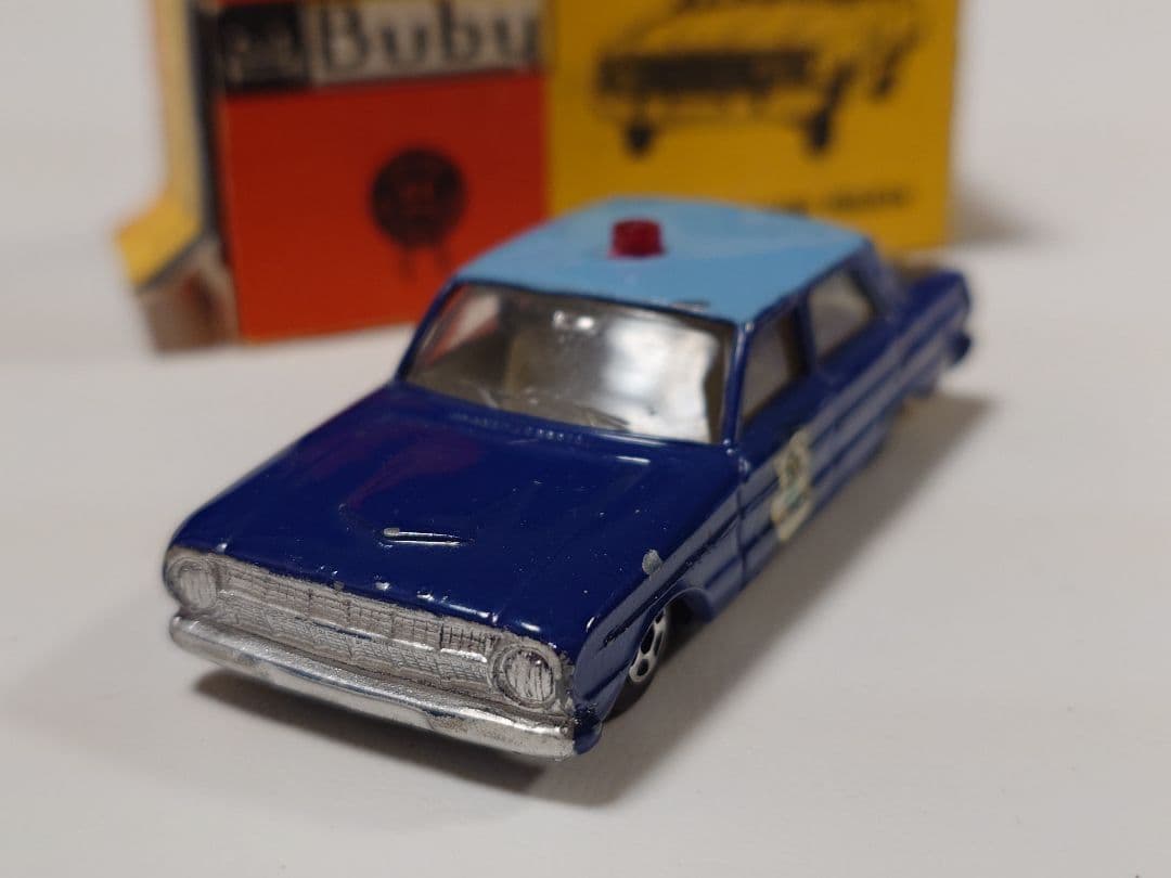 BUBY FORD FALCON POLICIA ※サイズ