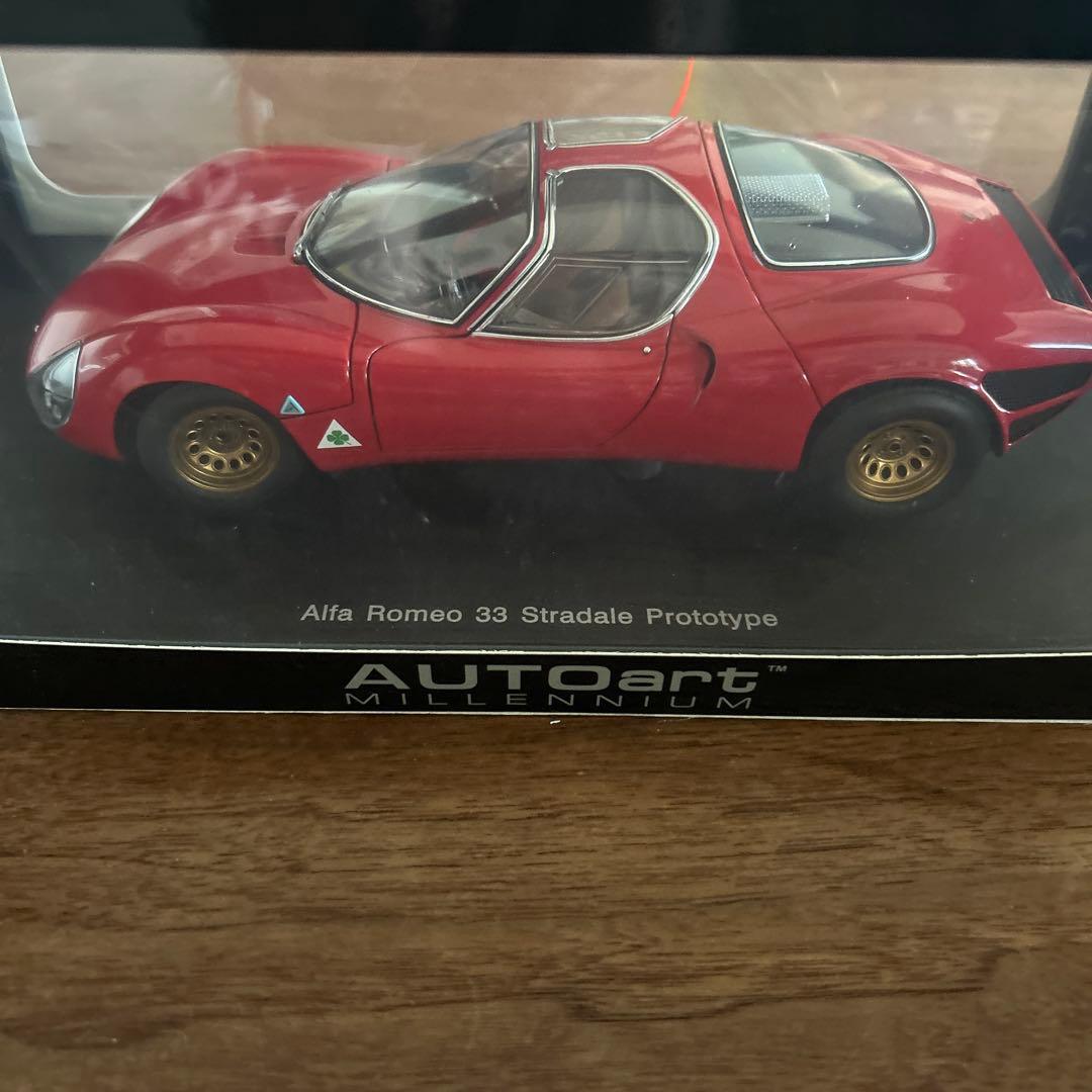 Alfa Romeo 33 Stradale AUTOａｒｔ1/18