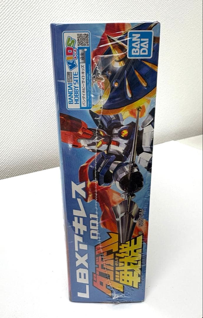 【フィルム入り美品】ダンボール戦機 LBXアキレス