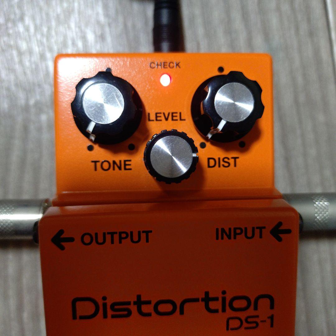 BOSS Distortion/DS-1 · SUPER Chorus/CH-1