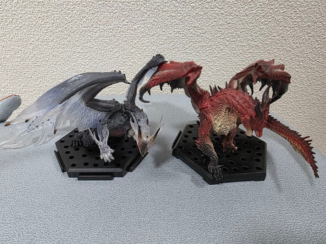 モンスターハンタースタンダードモデル　ゼノジーヴァ(臨界状態)&ムフェトジーヴァ