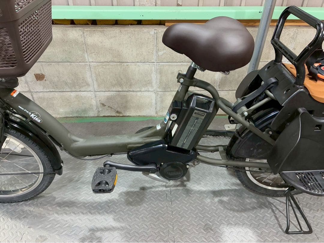 №6847 電動自転車　ヤマハPASSkiss 20インチ カーキ