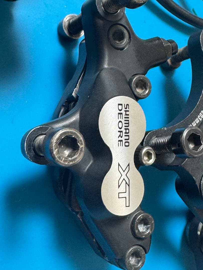 Shimano XT　ブレーキキャリパとレバー BL-M755　BR-M755