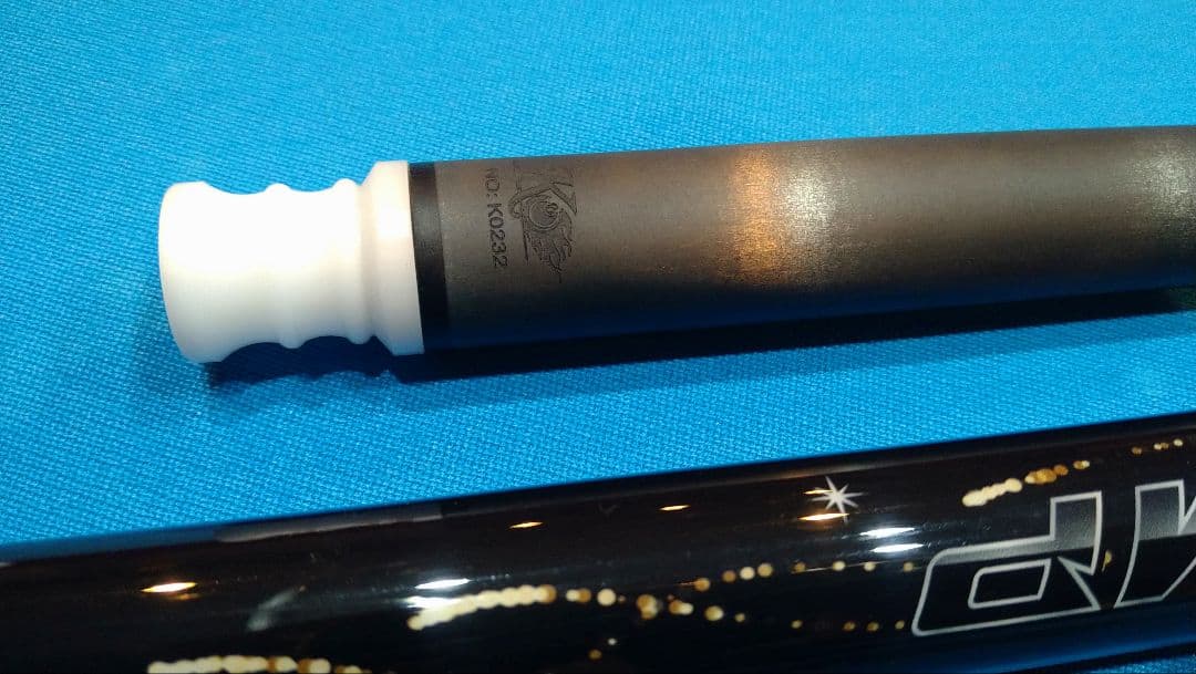 【美品】最新　KO JUMP CUE 2　カーボン　ジャンプキュー
