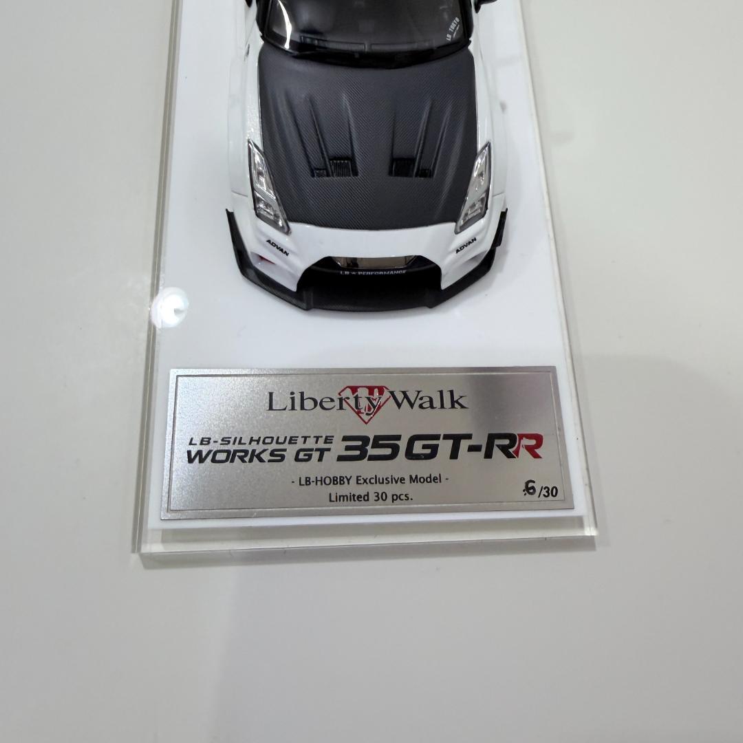 ミニカー LB-SIL HOUETTE WORKS GT 35 GT-RR 6/30