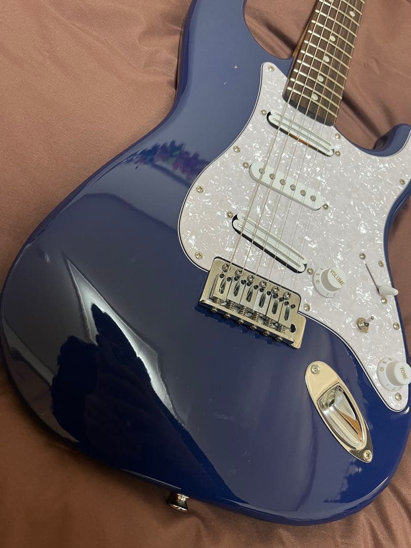 【調整済】Squier スクワイア　fender ストラト　エレキギター