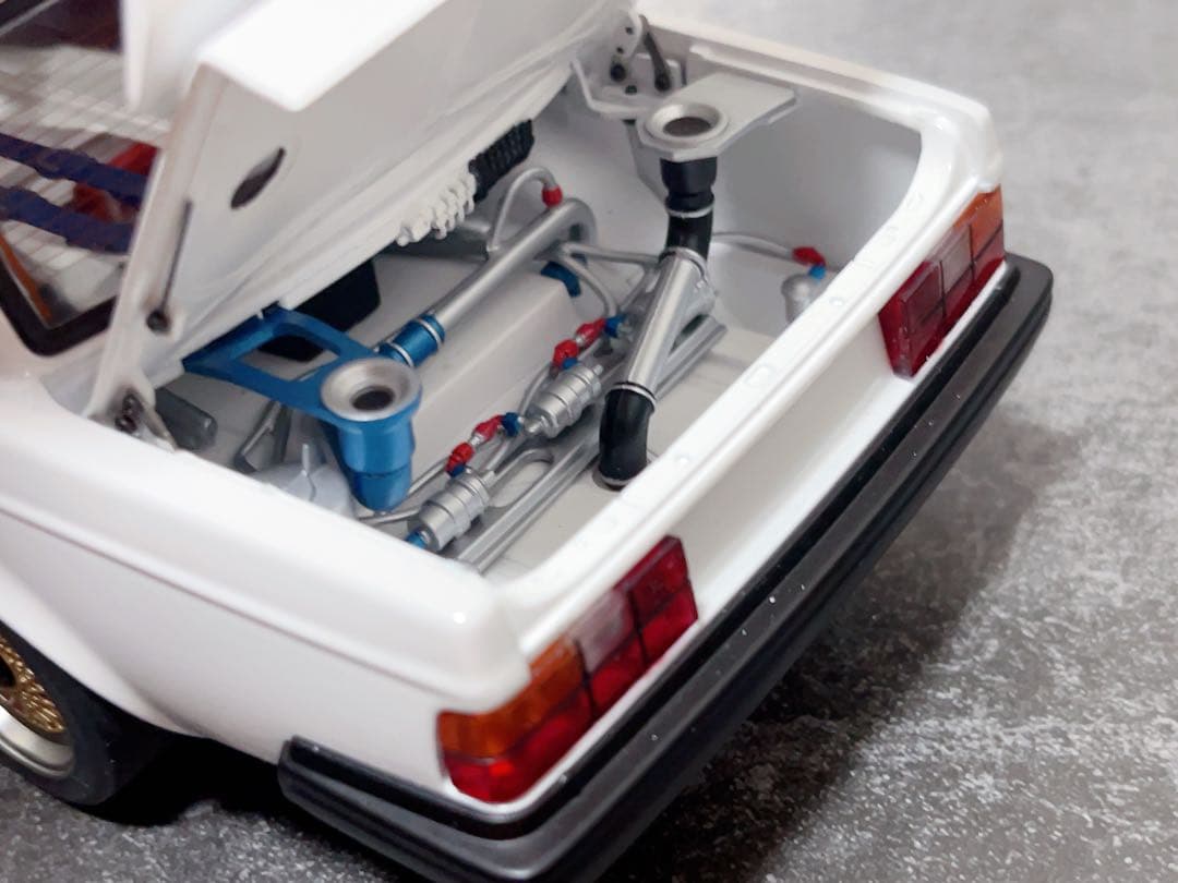 AUTOart Volvo (ボルボ) 240 Turbo 1/18 ミニカー