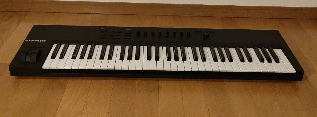 ネイティブインストゥルメンツ キーボード KOMPLETE KONTROLA61