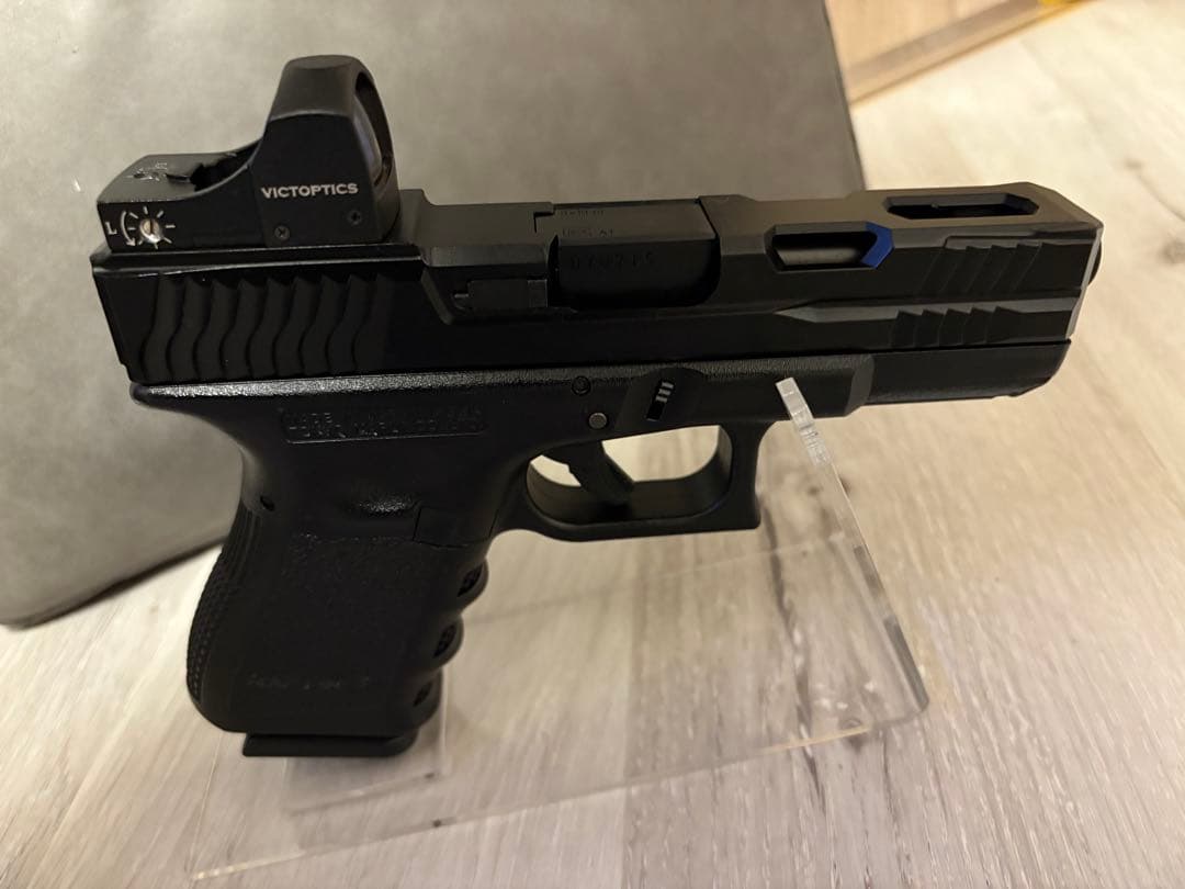 東京マルイ　Glock19 gen3 ガスガンLayLax ガングニールスライド