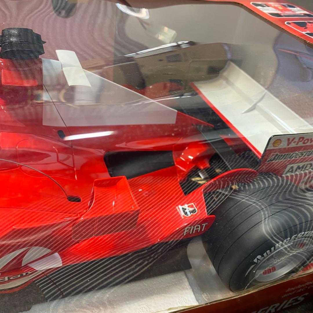 奇跡の未開封新品 フェラーリF2005 1/7 超ビッグRC ラジコン