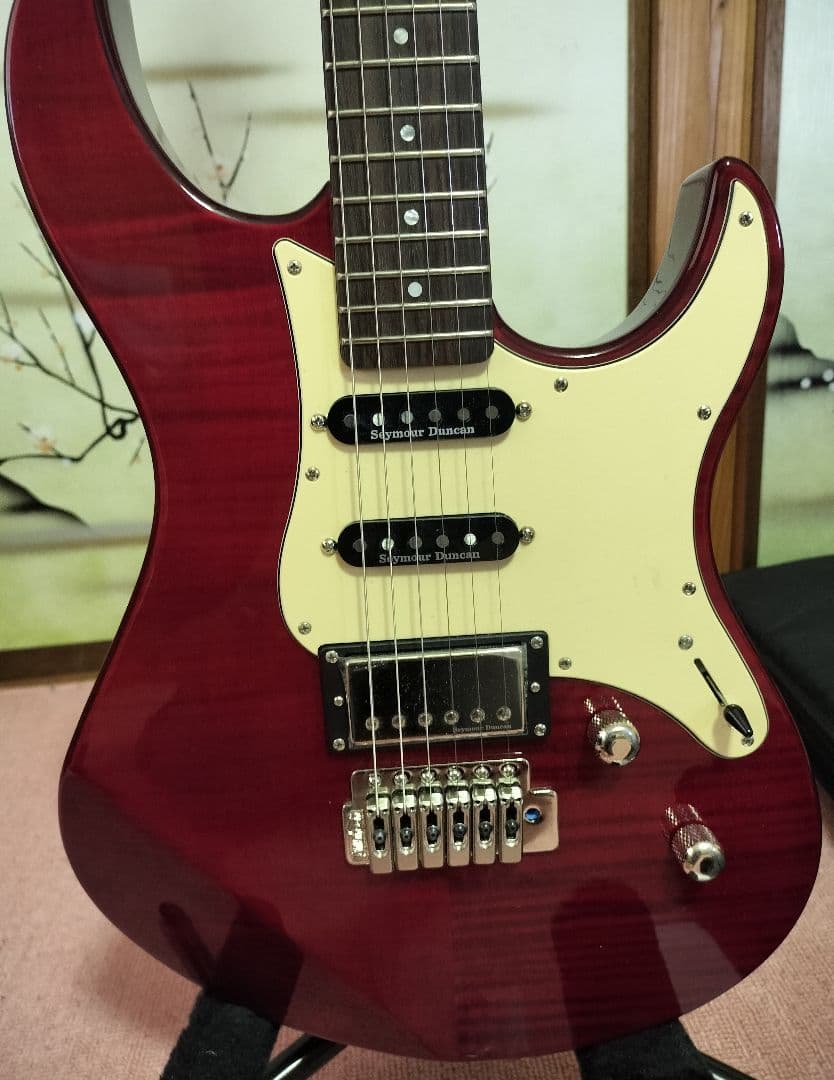 Yamaha PACIFICA 612エレキギター 赤
