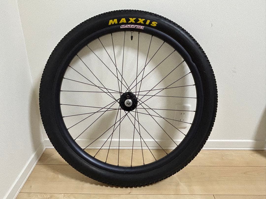 魔*進様 White industries ハブ　MAXXIS ホイール　26