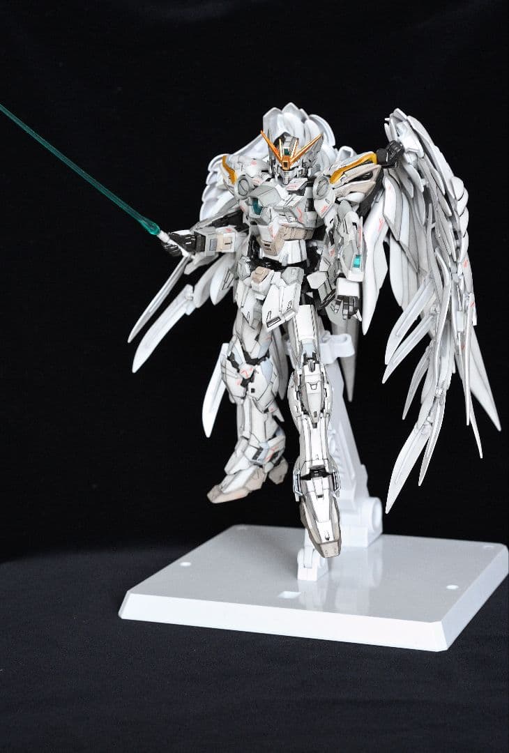 プラモデル日本未発売ウイングガンダムスノーホワイトプレリュード「白雪姫」