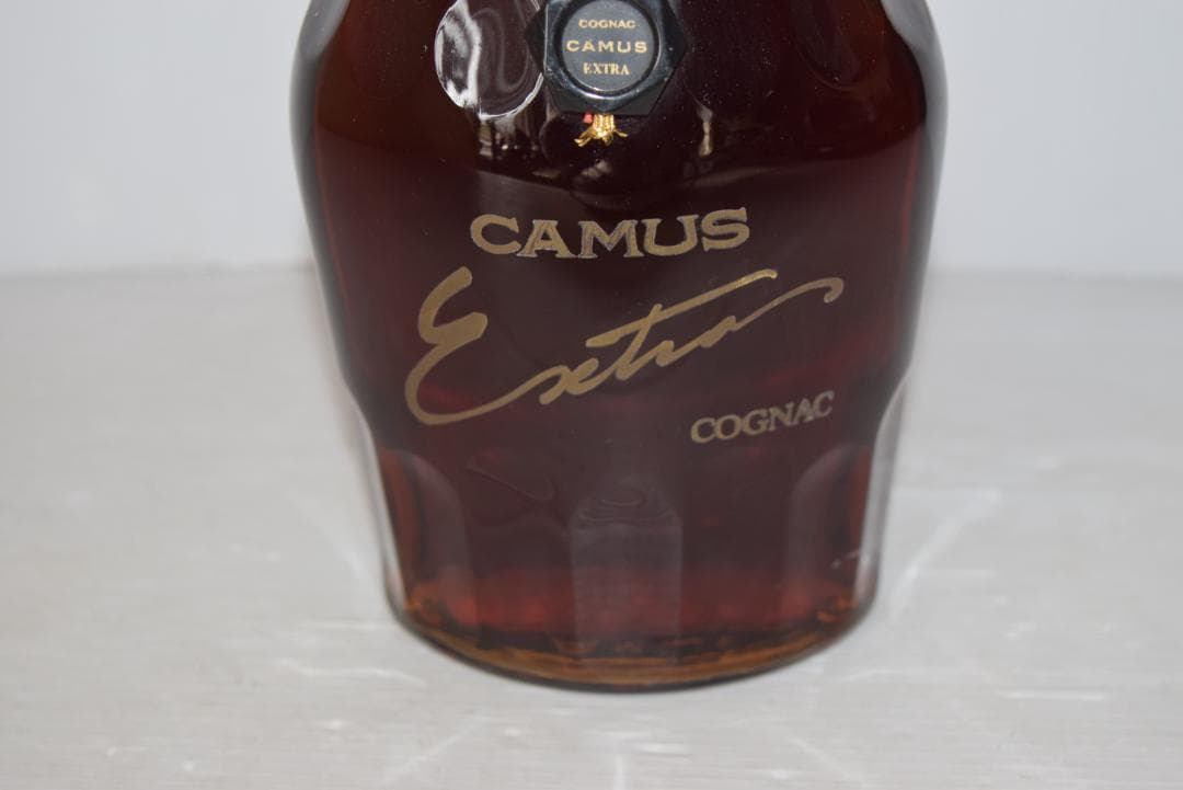 未開栓 CAMUS カミュ エクストラ ロングネック 700ml ブランデー