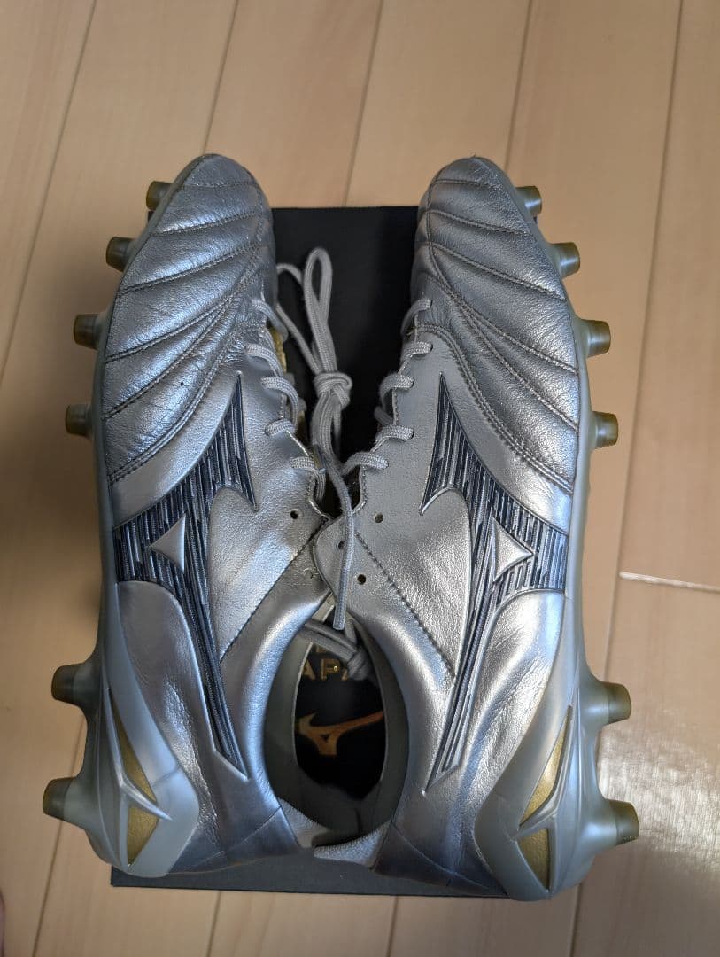 土日限定　Mizuno Morelia Neo4 japan 27.0