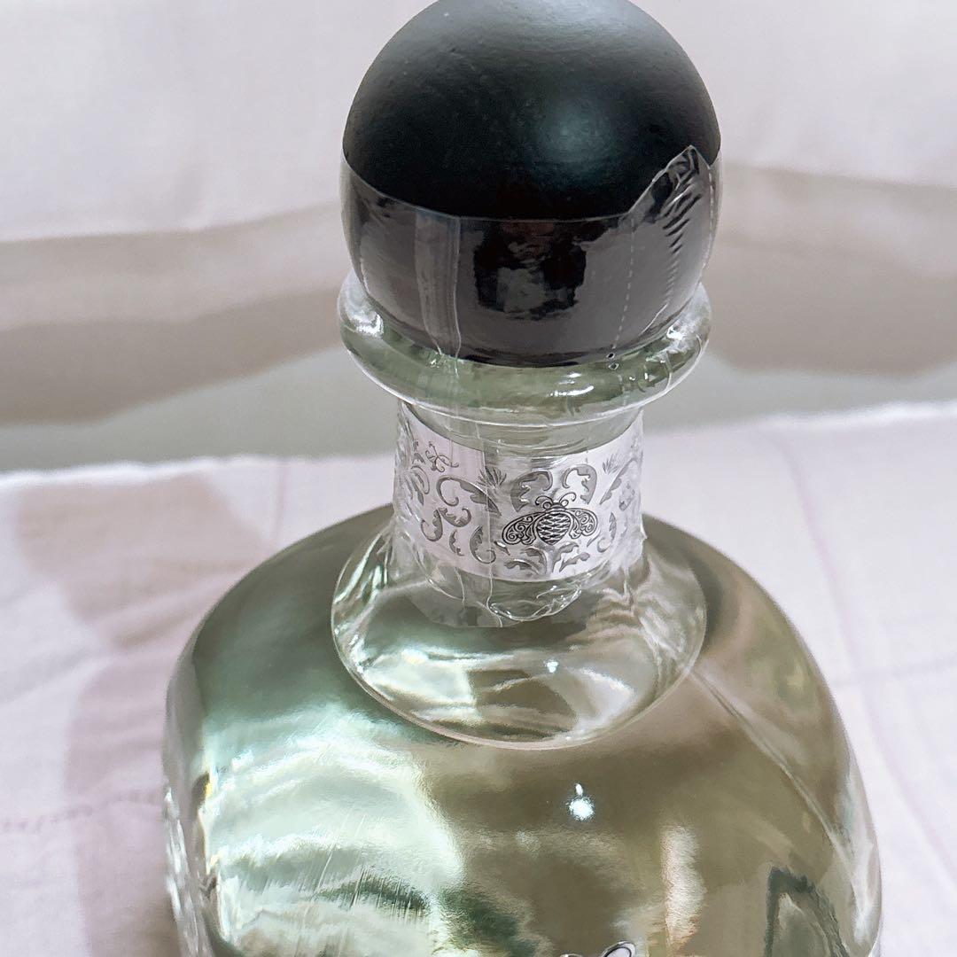 PATRÓN CRISTALINO テキーラ 700ml 35%