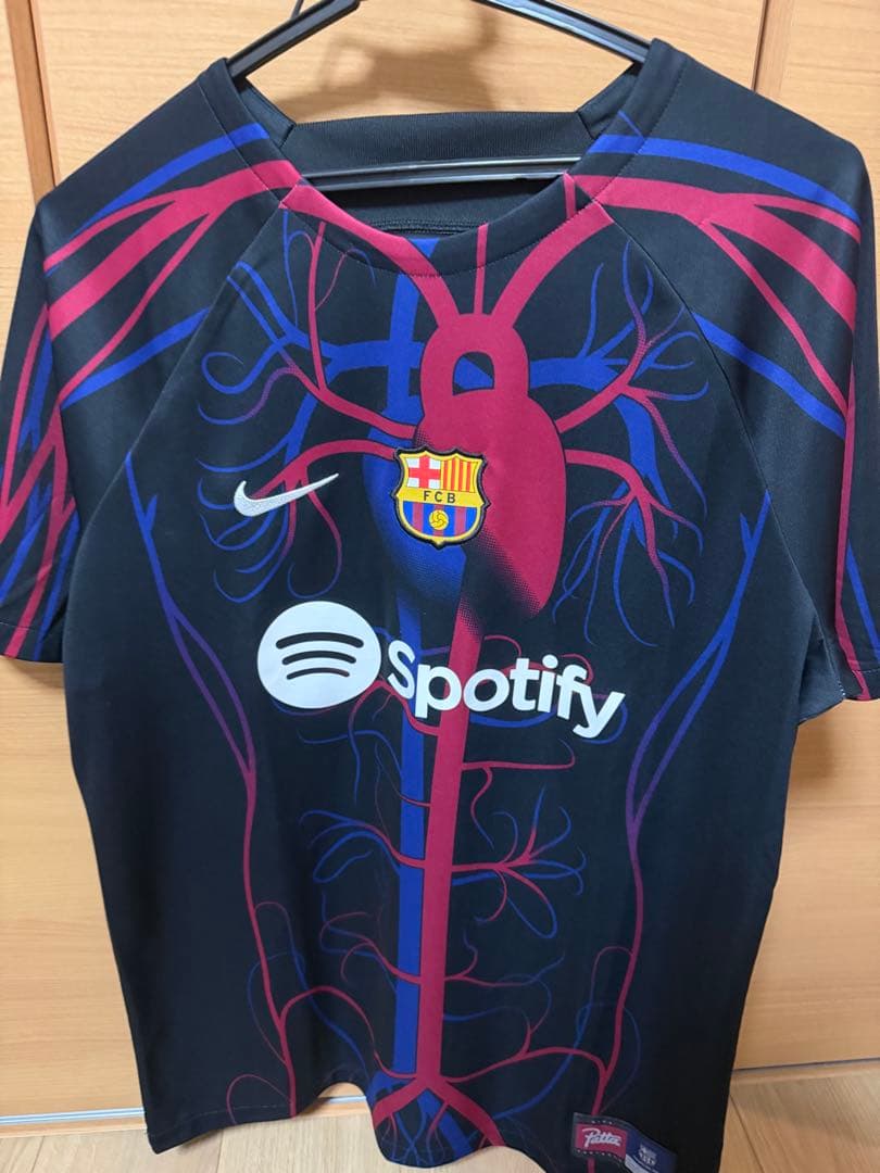 Nike FC Barcelona 血管デザイン シャツ　L patta