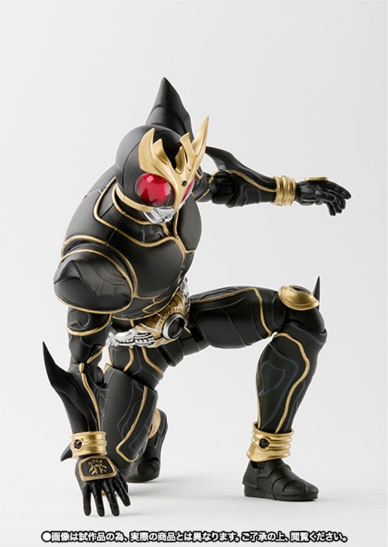 美品・中古　真骨彫製法 仮面ライダークウガ アルティメットフォーム 魂ウェブ限定