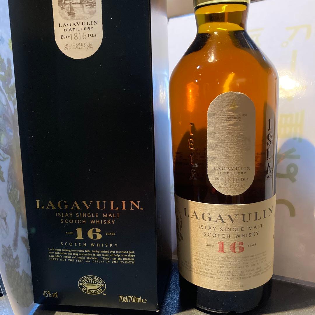 LAGAVULIN 16年 スコッチウイスキー 700ml