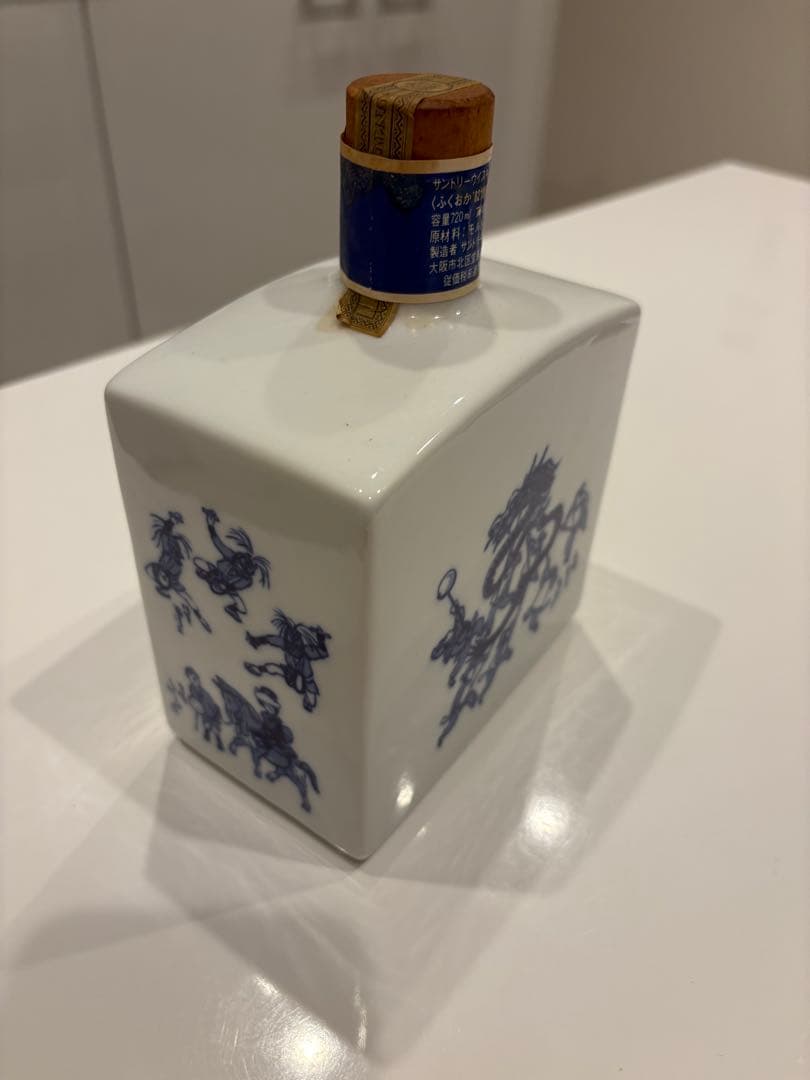 Suntory Whisky ふくおか’82記念陶器ボトル