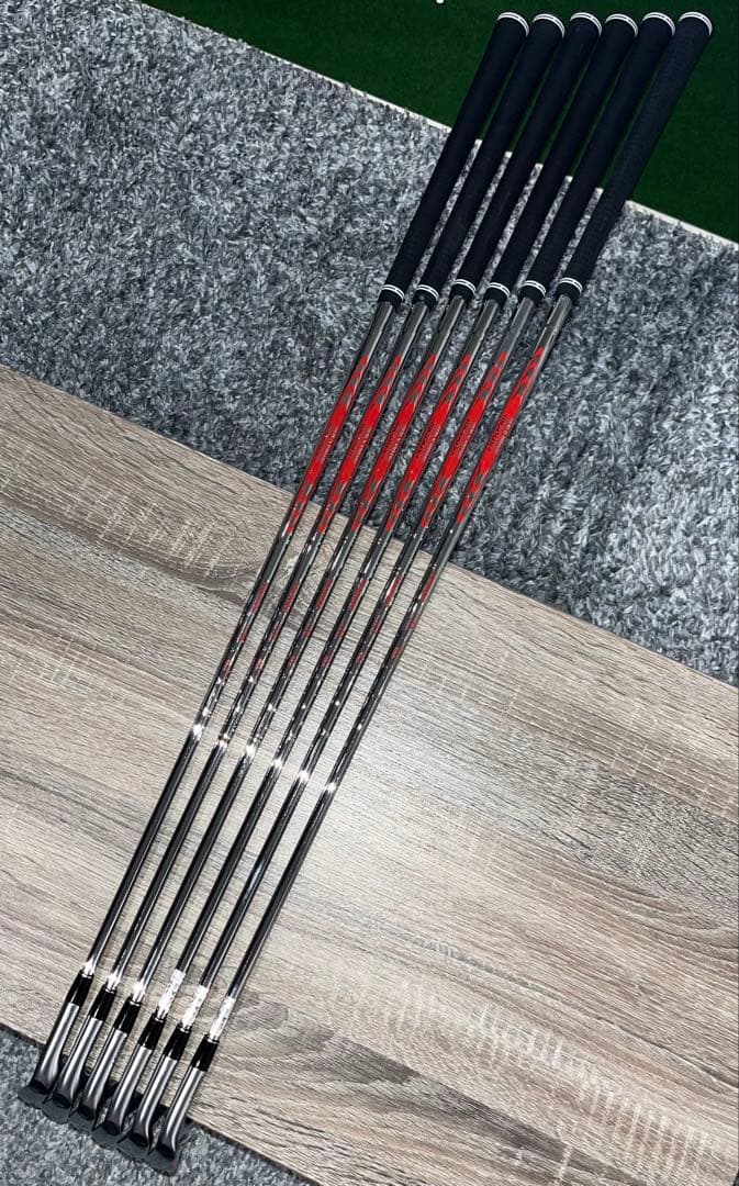【希少・美品】srixon zxi7&zxi5コンボ 6S（モーダス105 R）