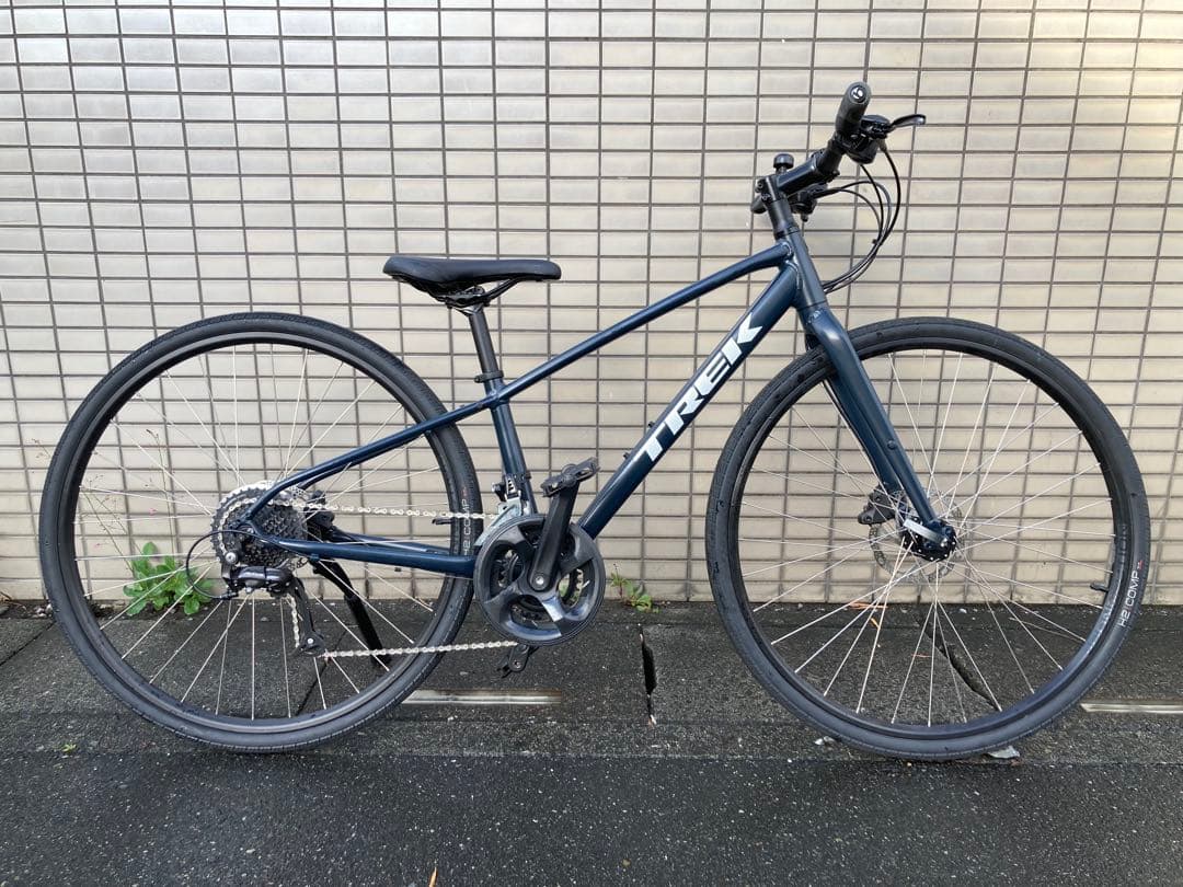 美品 2022年8月購入 トレック TREK FX 2 Disc Gen 3