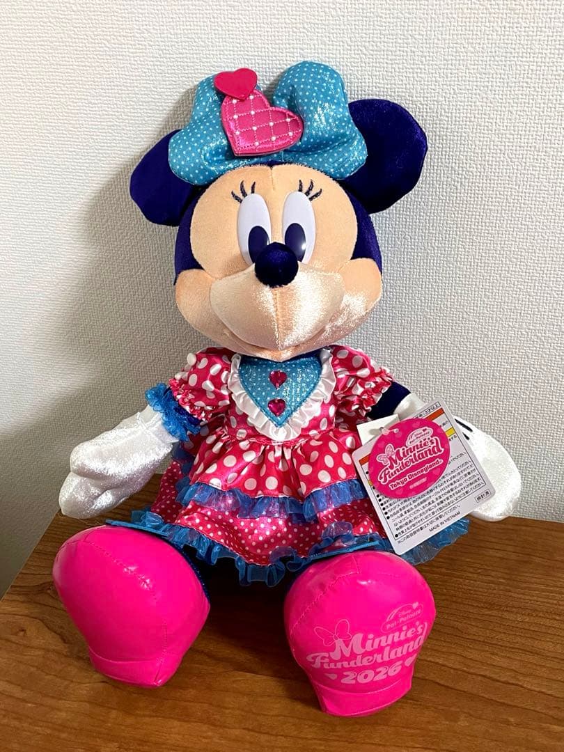 新品未使用　ディズニーパルパルーザ　ミニーのファンダーランド　ぬいぐるみ　♡♡