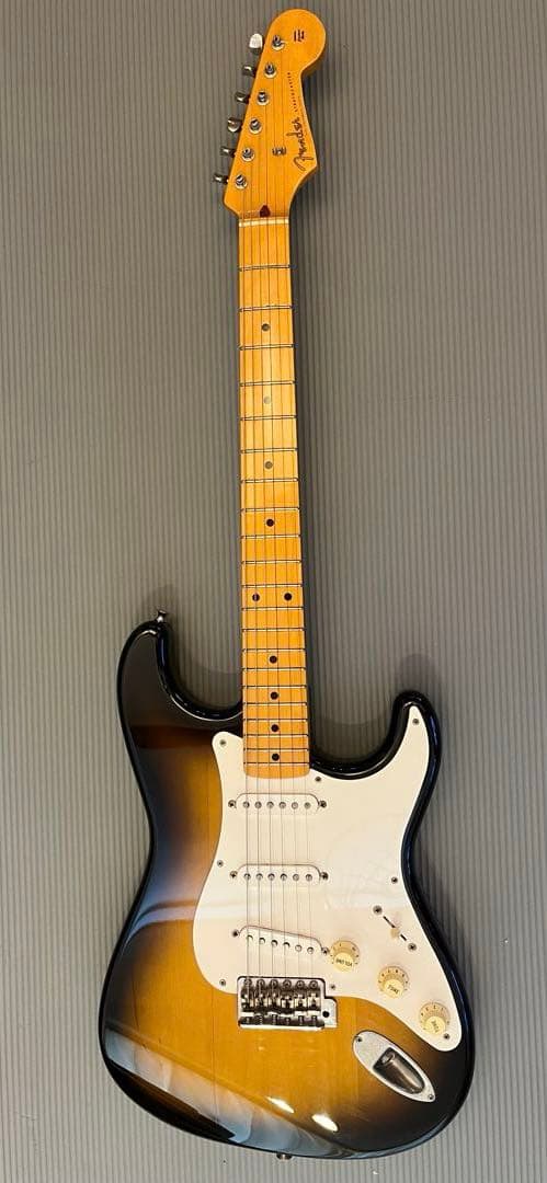 Fender ストラトキャスター