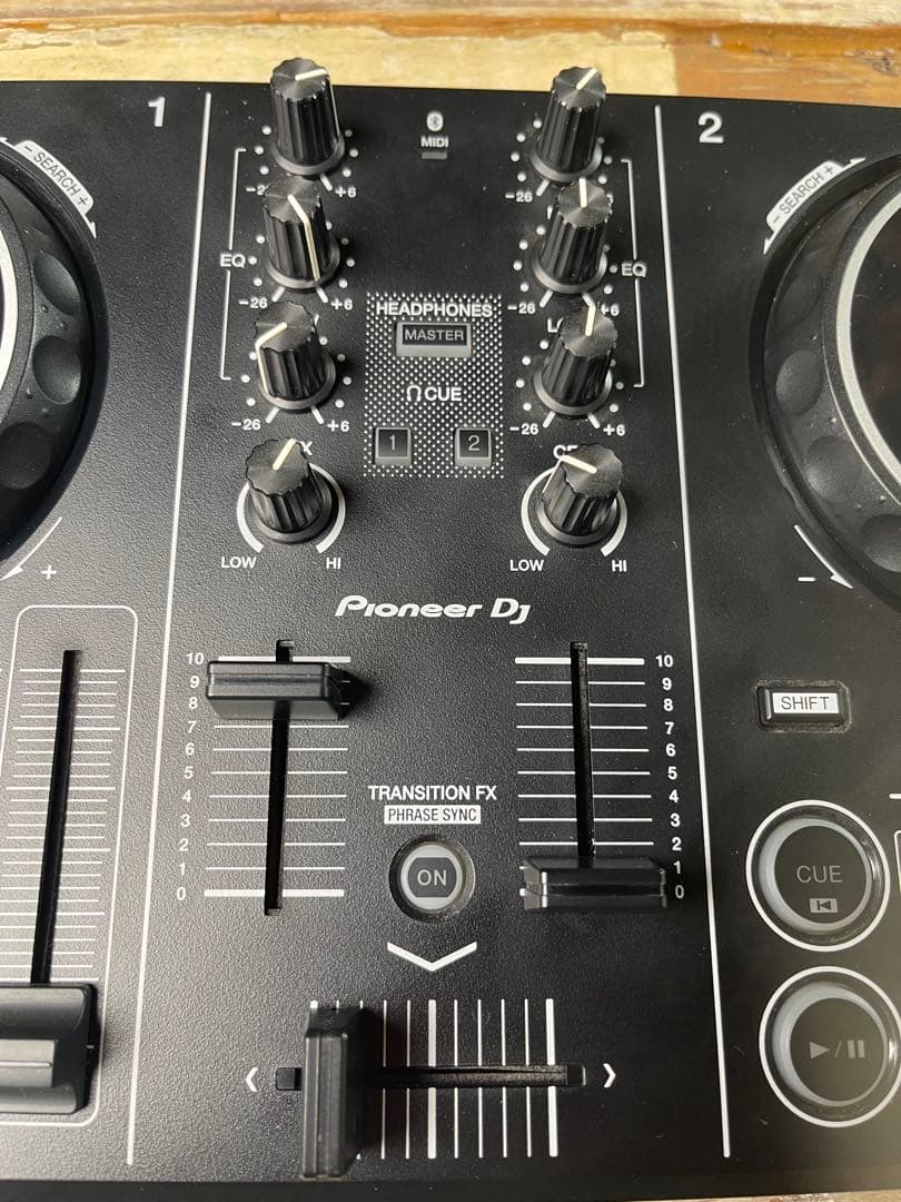 ボ*ん様 Pioneer DJ DDJ-200 スマートDJコントローラー【未使